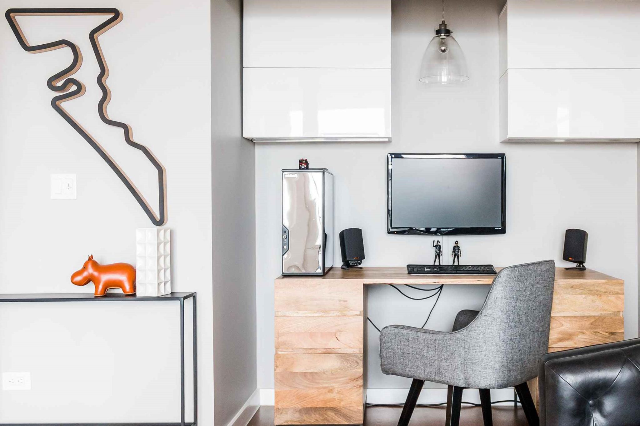 Comment faire de la place pour un bureau dans le salon: 10 conseils ...