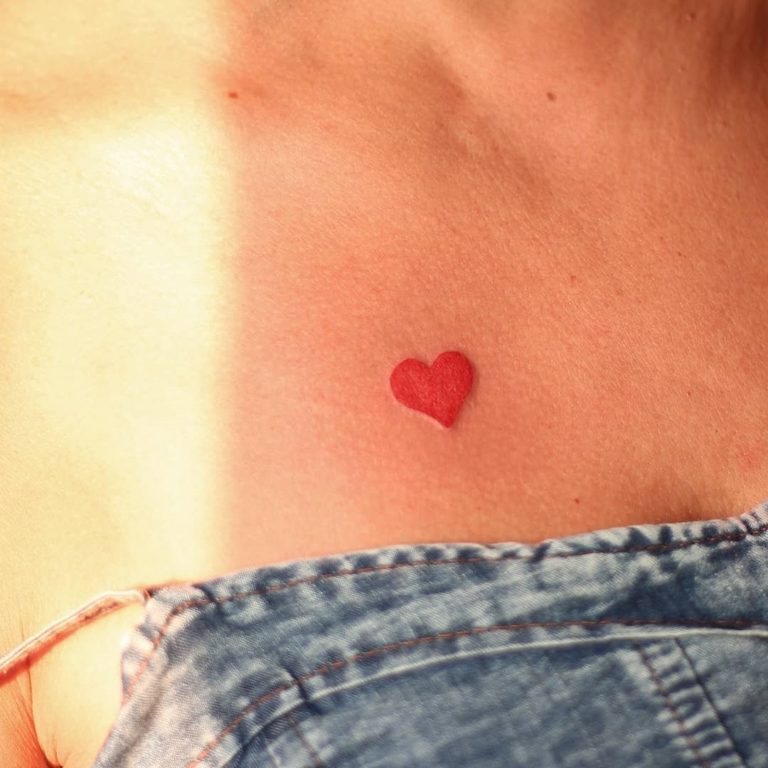 Tatouage Coeur Rouge