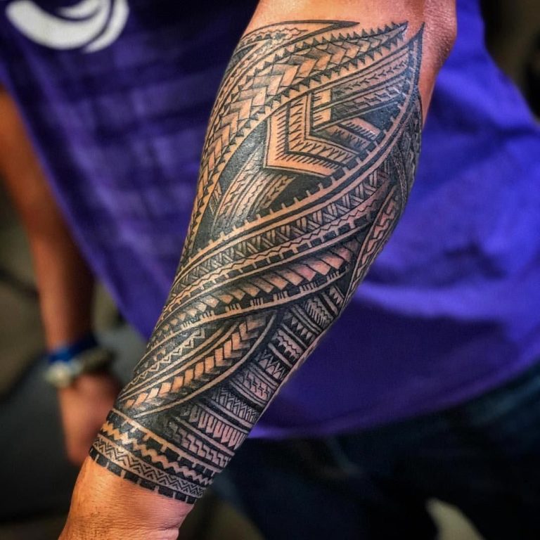 Tatouage Maori Bras