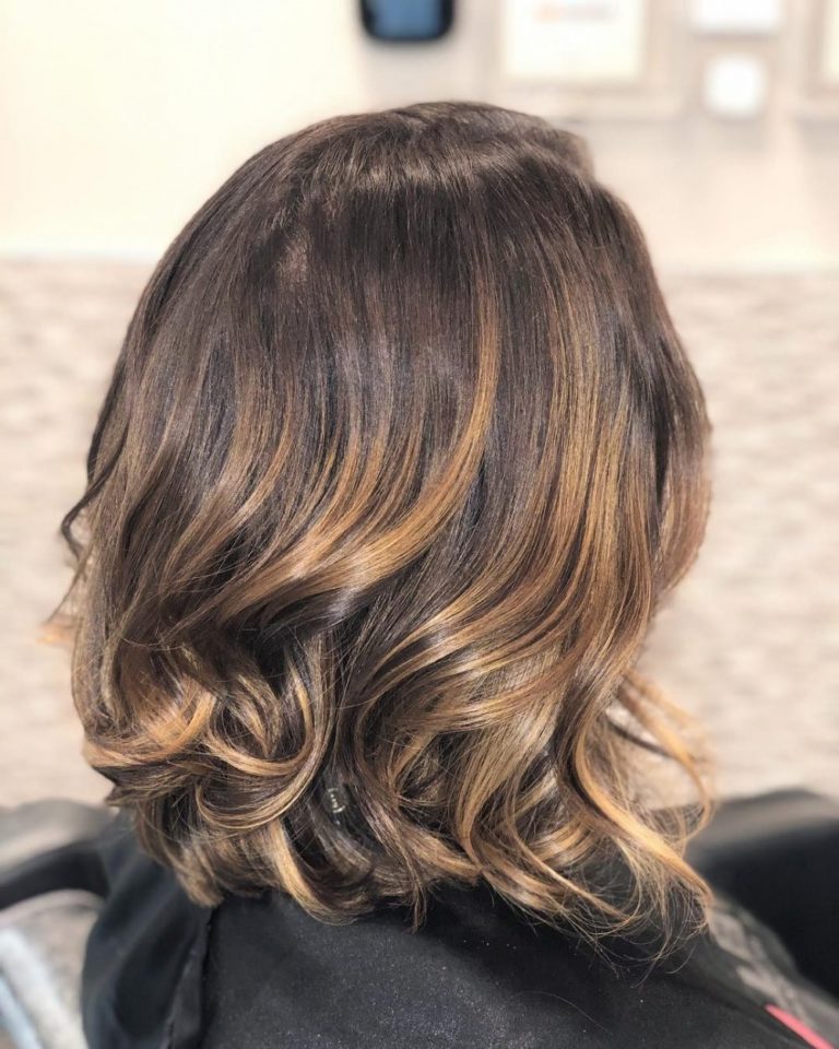 Cheveux couleur caramel | Tendances coiffure | Zenidées.com